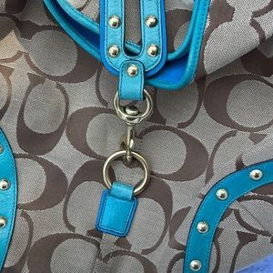 Coach | Bags | Vintage Coach Purse With Turquoise Leather Details And ...